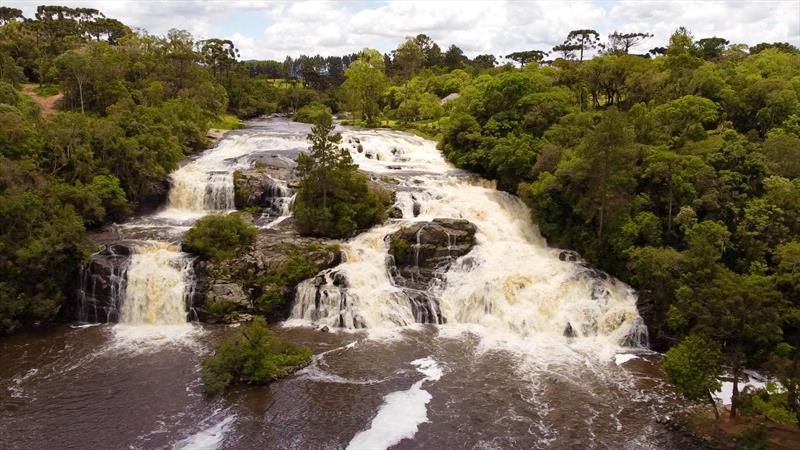 Conheça 5 atrações da Grande Curitiba com clima de praia - Agora Paraná